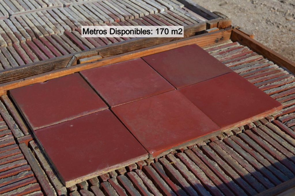 LOSA HIDRAULICA ROJA ANTIGUA RECUPERADA - RUSTICOS Y MADERA